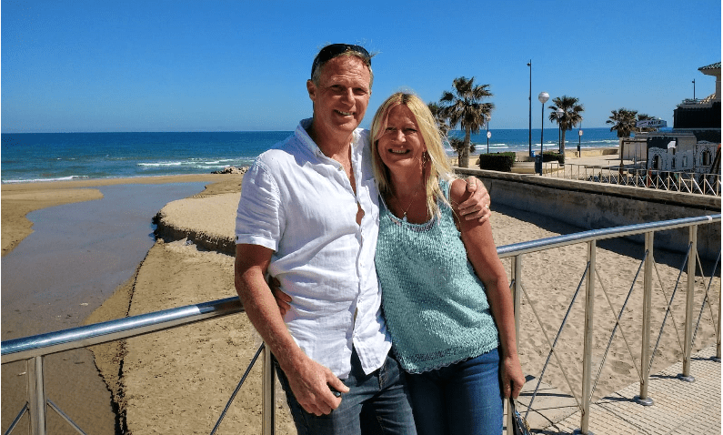 About Us - El Buen Ocio